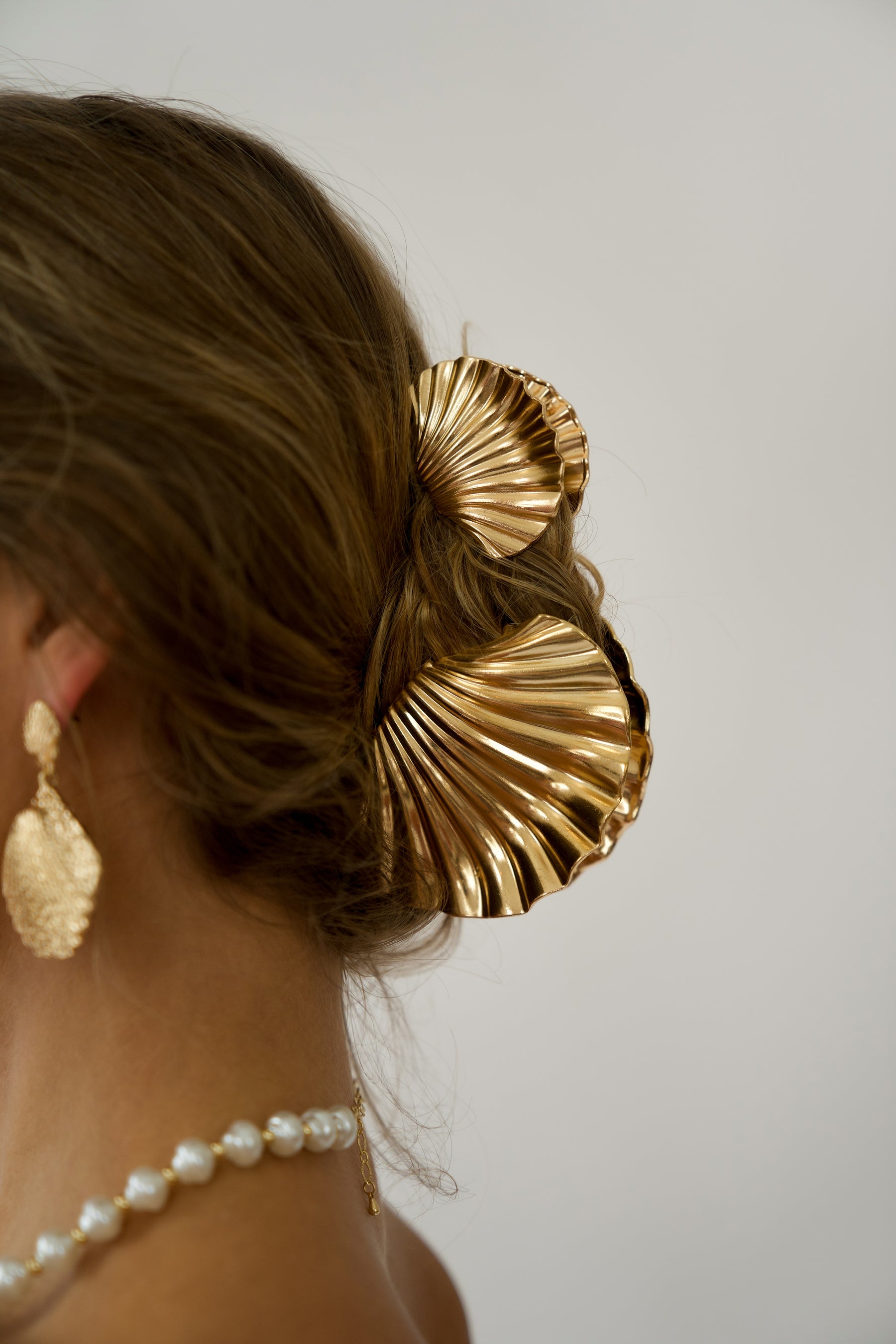 Golden Seashell Hair Clips